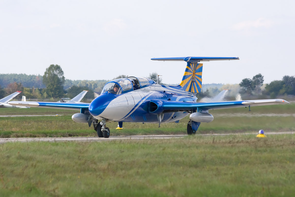 Aero L-29 Delfin Flight Manual